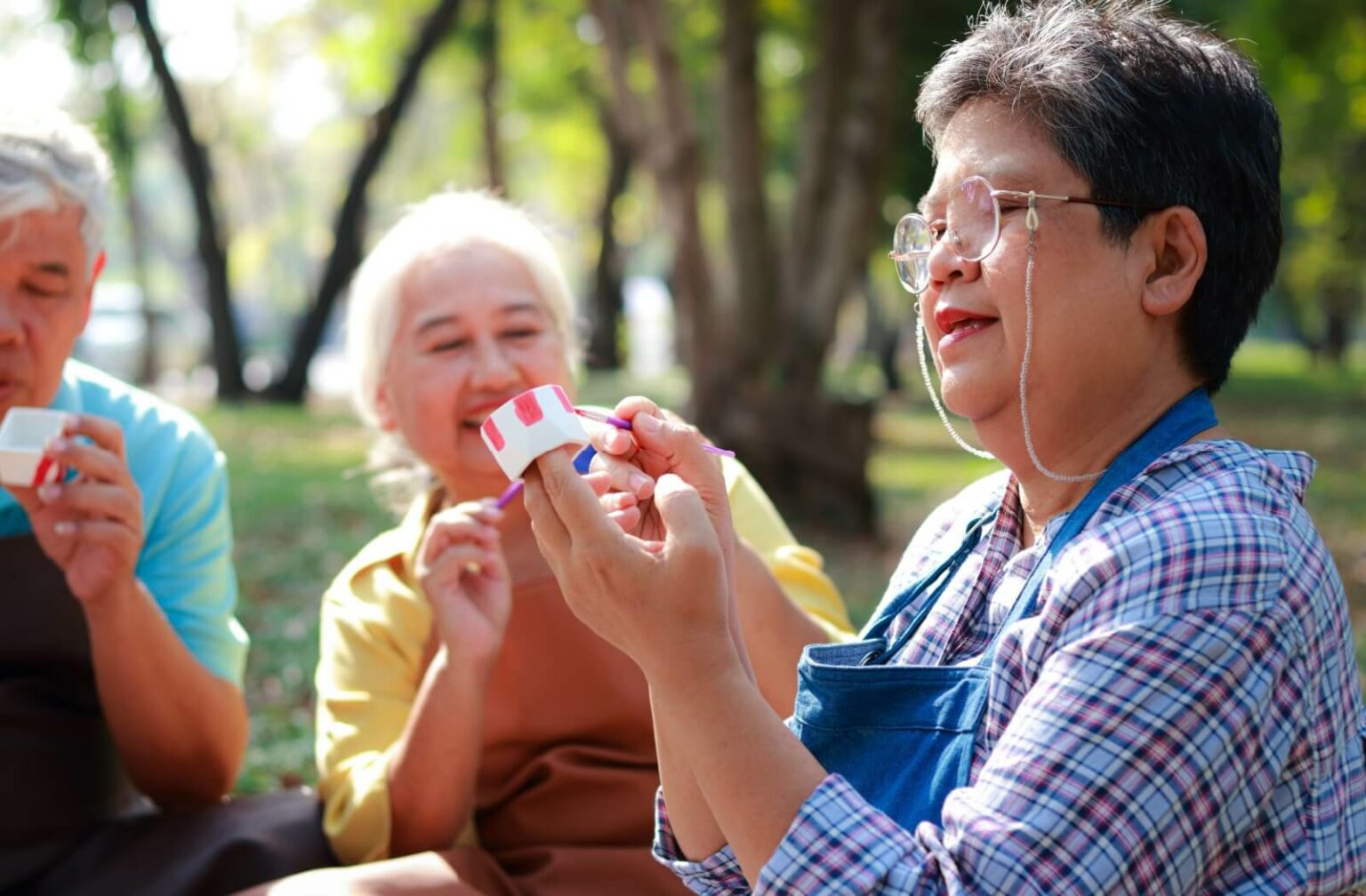 Craft Ideas for Seniors with Limited Mobility